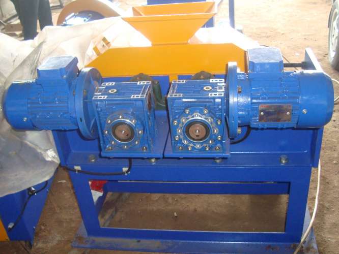 DOUBLE ROLL CRUSHER | Alat Laboratorium Teknik Sipil | CV. Rundawa ...